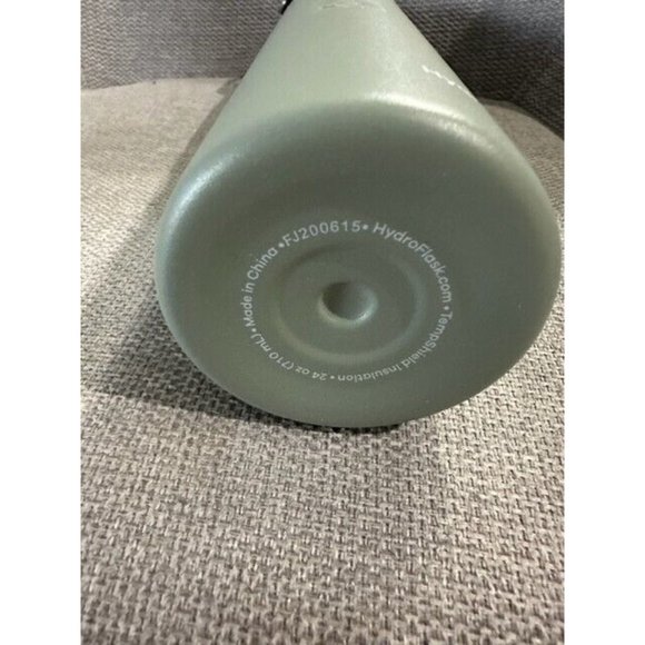 Hydro Flask | Dining | Hydro Flask Agave Green Sage 24 Oz Wide Flex Cap ...